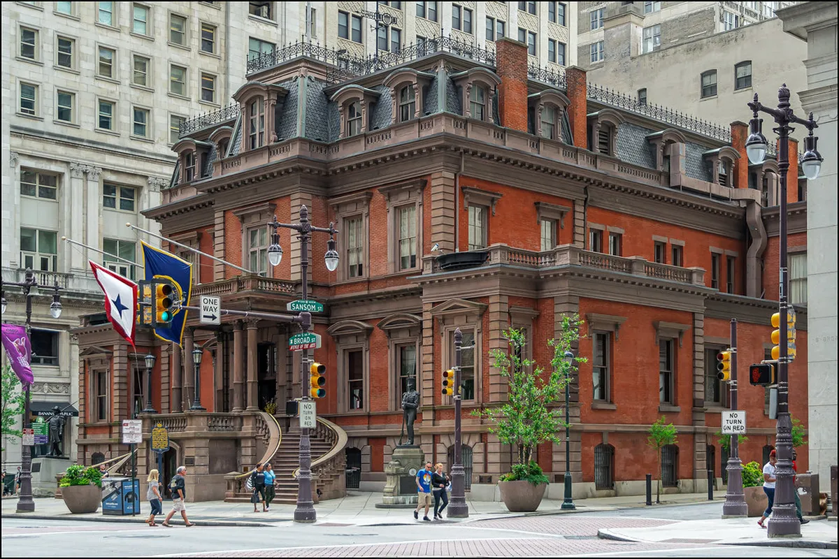 15 Hidden Shopping Spots in Philadelphia You Must Visit