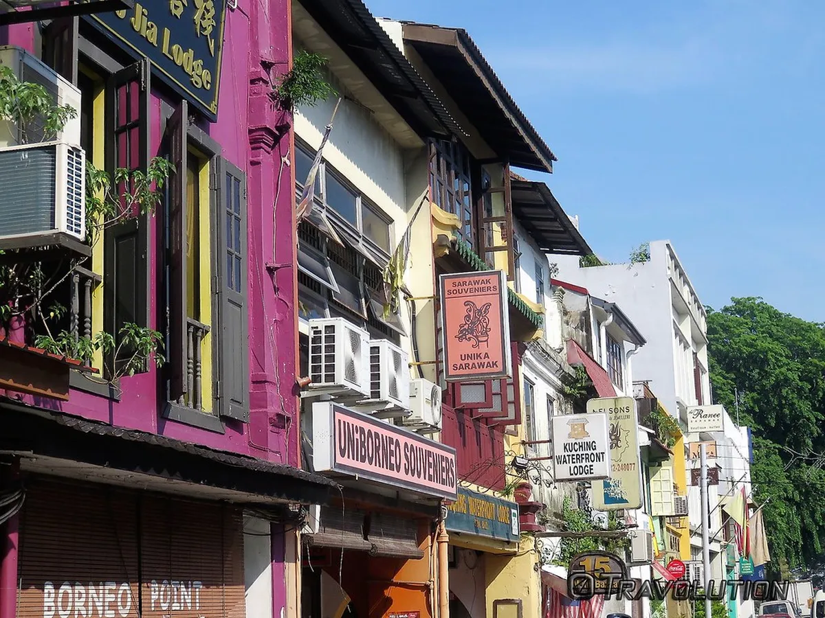 10 Hidden Gems in Kuching Secret Markets